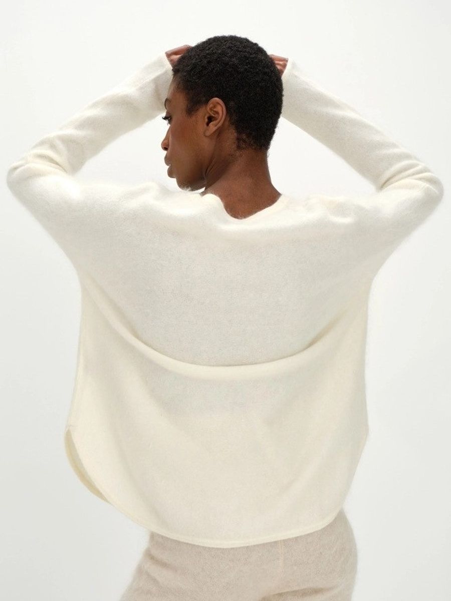 Davida Brushed Curved Sweater Light Beige - frokenpedersen.no